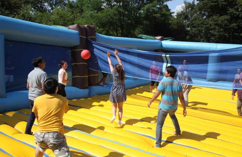 12 Must Try Physical Team Building Activities | KDM Events